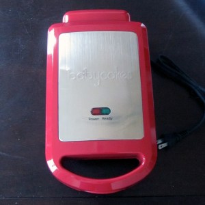 | The Babycakes Pie Pop Maker: Mini Pies or Mini Toas-Tites?Toas-Tite ...